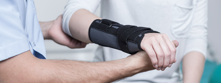 Extensor Tendon Injuries - Orthopedic & Sports Medicine