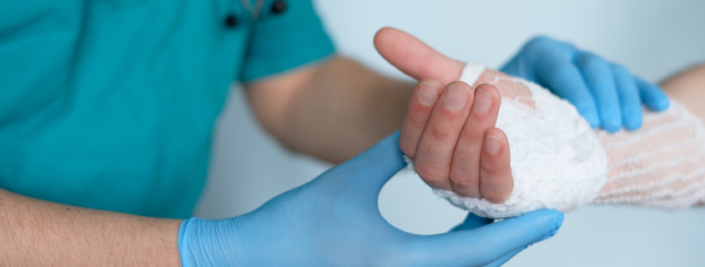 A Surgeon's Guide to Recovering From Hand Surgery - Orthopedic & Sports ...